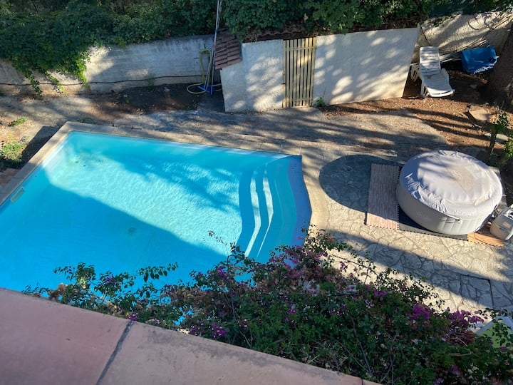 Spacieux Appartement De 190m2 Avec Piscine - Toulon
