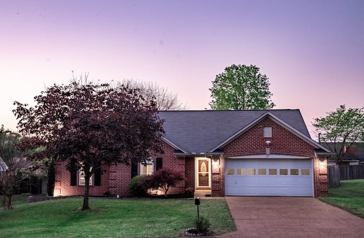 *Ev Charger* -Near Union-southern Hospitality - Jackson, TN