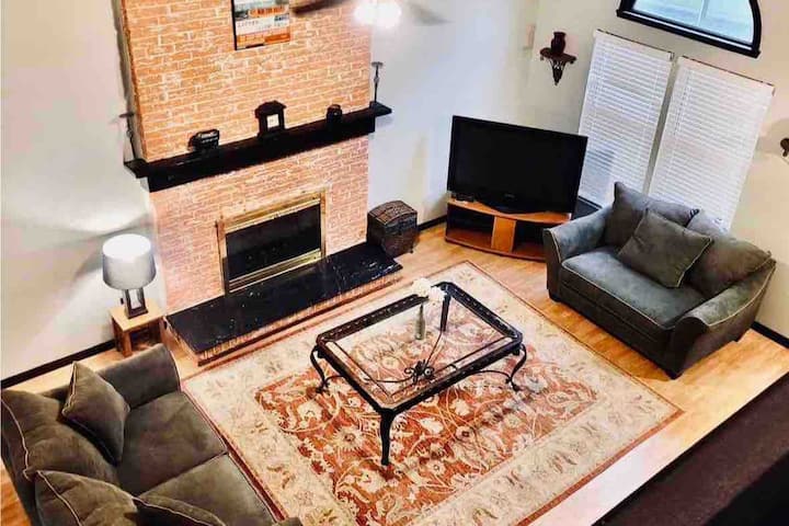 Pineville House Near Park, Pond, Walking Trails. - Ballantyne - Charlotte