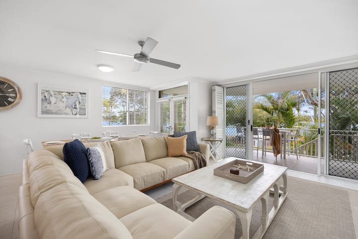 3 Bedroom Luxury Riverview Apartment - Noosa Heads