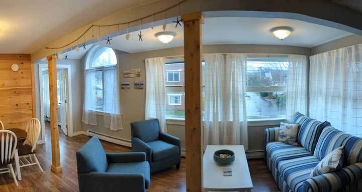 2 Bedroom_free Breakfast_main Street Apartment A - Bar Harbor, ME