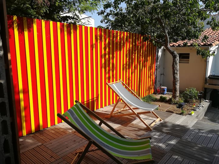 Agréable Maison De Bourg Avec Jardin - Saint-Denis-d'Oléron