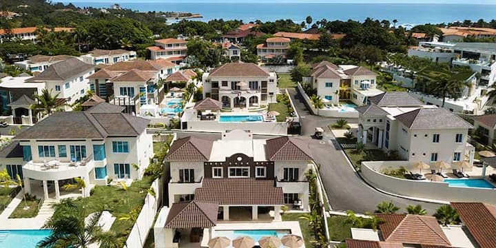 5-6 Bedroom Villa - Puerto Plata