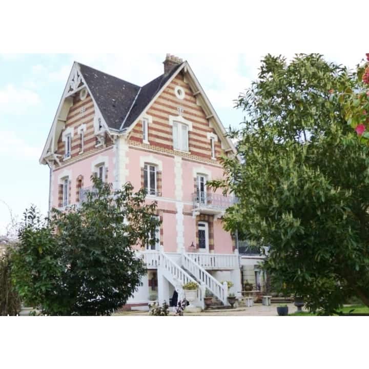 Belle Propriété Proche Du Centre De Honfleur - Le Havre