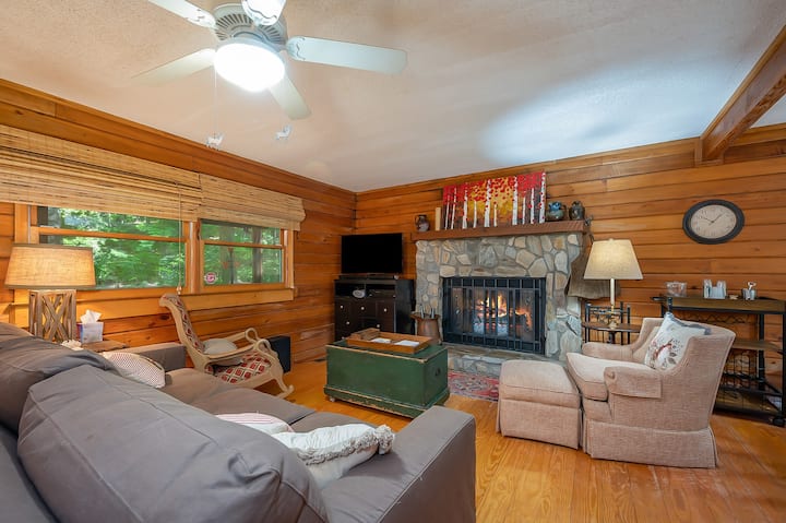 Secluded Cabin In The Woods At Lake Lure - Dogs Ok - Lake Lure, NC
