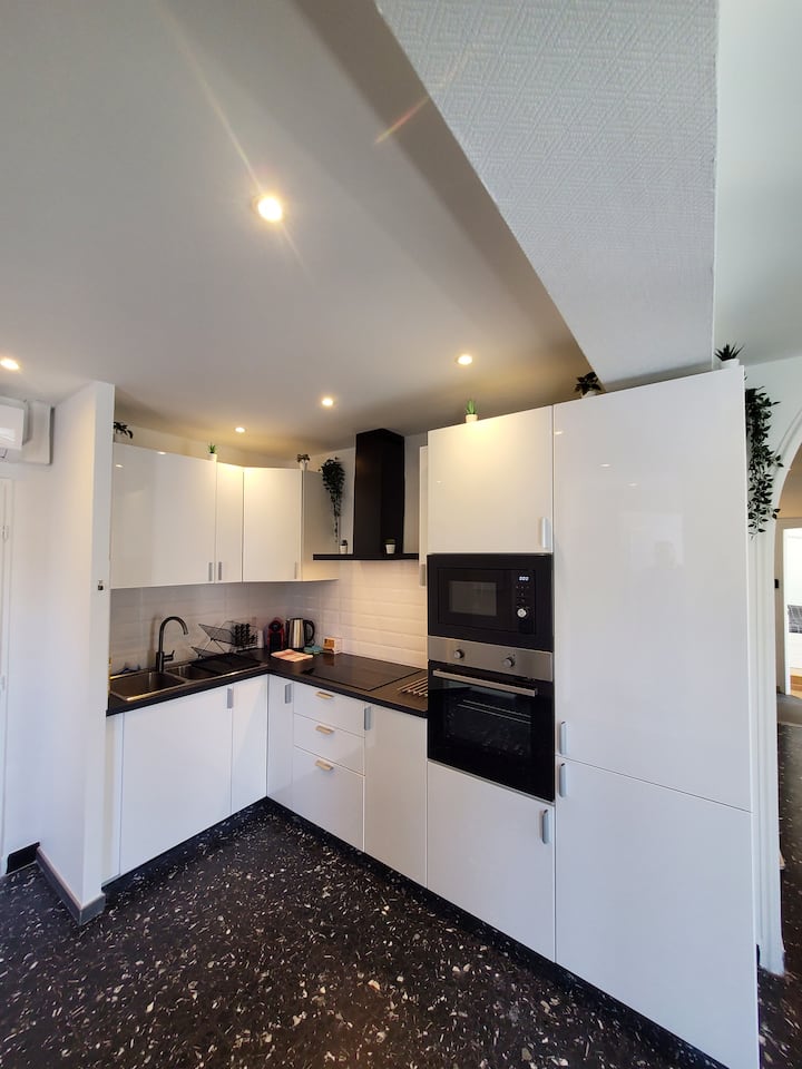 Chambre 6 Au Grand-large. Groupama Stadium/eurexpo - Décines-Charpieu