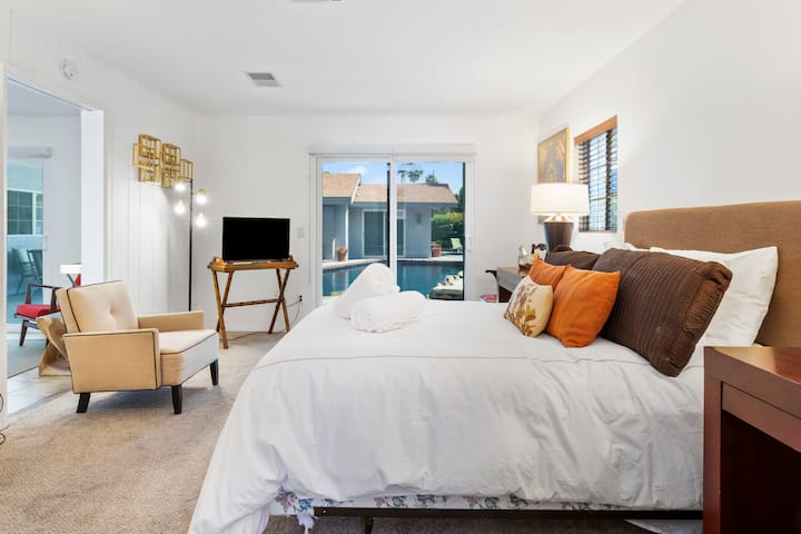 Serene 1 Bed Casita W/pool, Spa & Mountain Views - Palm Springs, CA