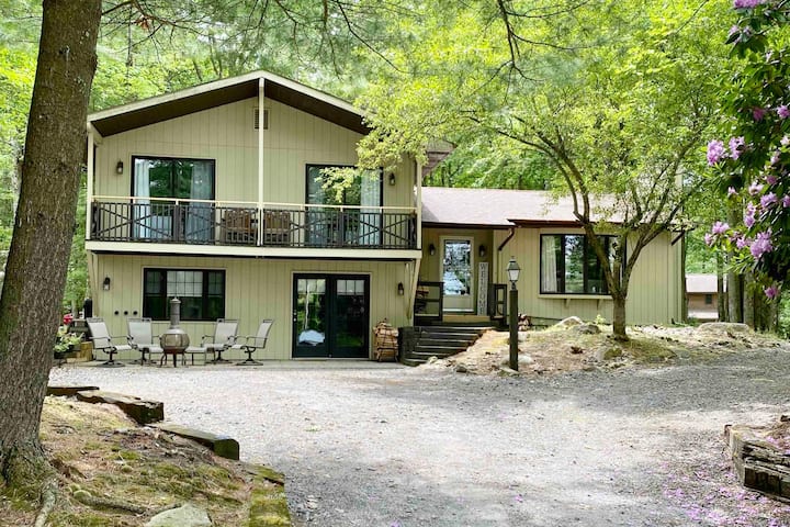 Lake Harmony / Split Rock Retreat - Lake Harmony, PA