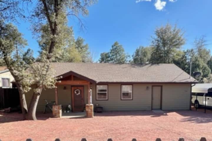 Payson Entire Home, Hiking, Fire Pits, Yard Games - Payson, AZ