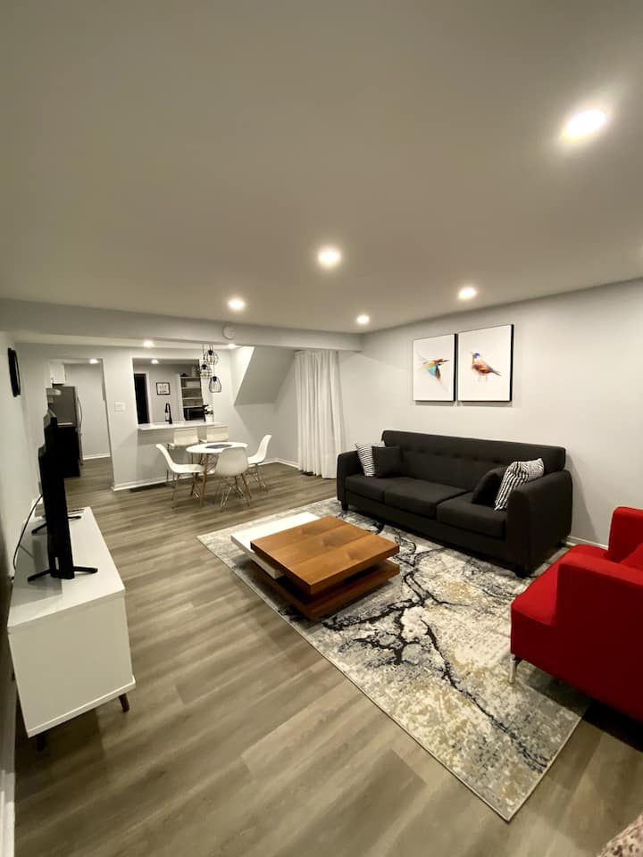Norway Bay Vacation Rentals & Homes - Québec, Canada | Airbnb