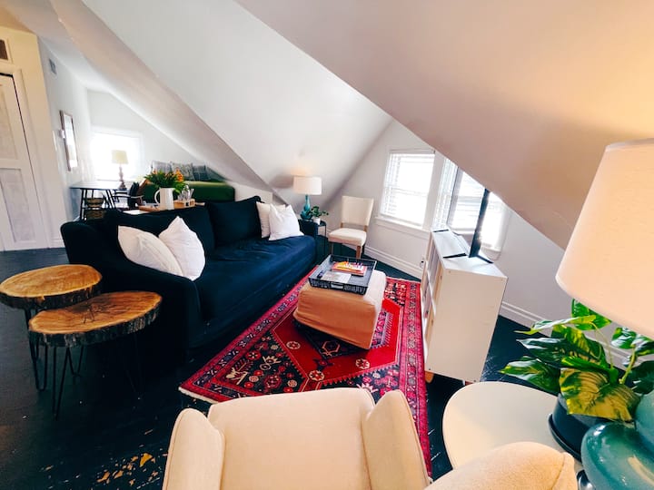 1 Bedroom Apt In Highlands Home W/private Patio - Louisville, KY