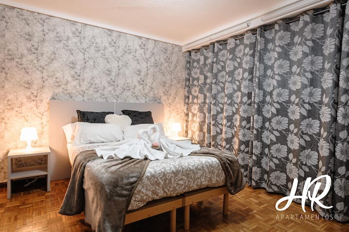 Madrid Puerta Del Sol(matrimonial-baño Compartido) - Madrid