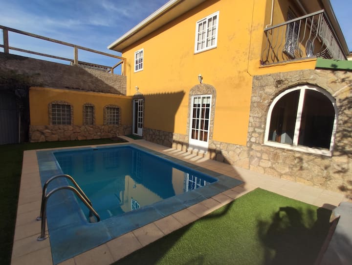 Excelente Chalet Para Grandes Grupos. - Salamanca, Spain