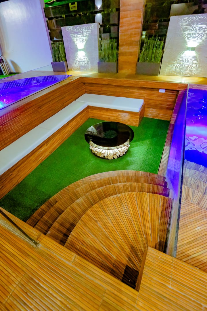 My Canopy Tagaytay by Cedara (with thermal pool) - Villas for Rent in ...