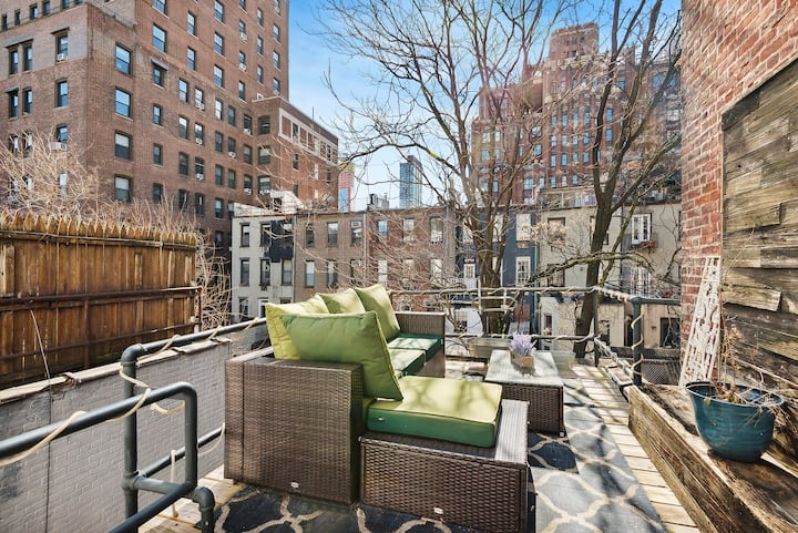 Stunning Apt! 74th Off The Park! Private Terrace! - New York