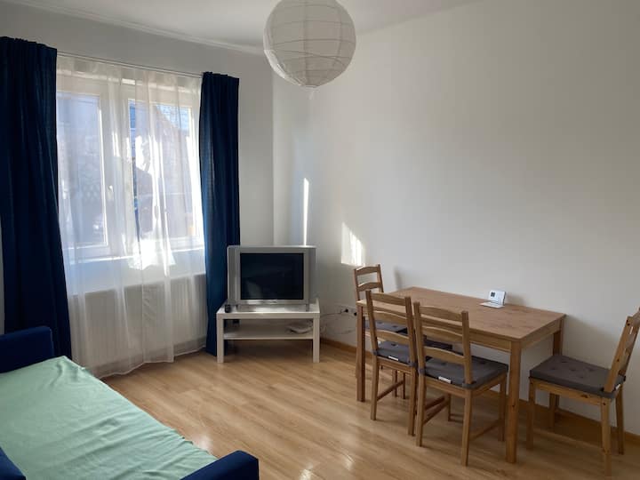 Budapest Airport-vecsés Trainstation Apartman K7/2 - Budapest Ferenc Liszt Airport (BUD)