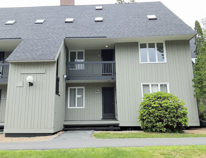2nd Floor Condominium Sleeps 11 - Waterville Valley, NH