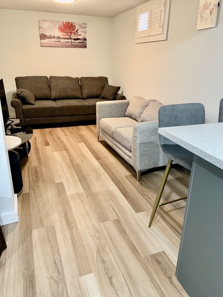 2 Bedroom Unit Close To Downtown Toronto & Yyz - Toronto