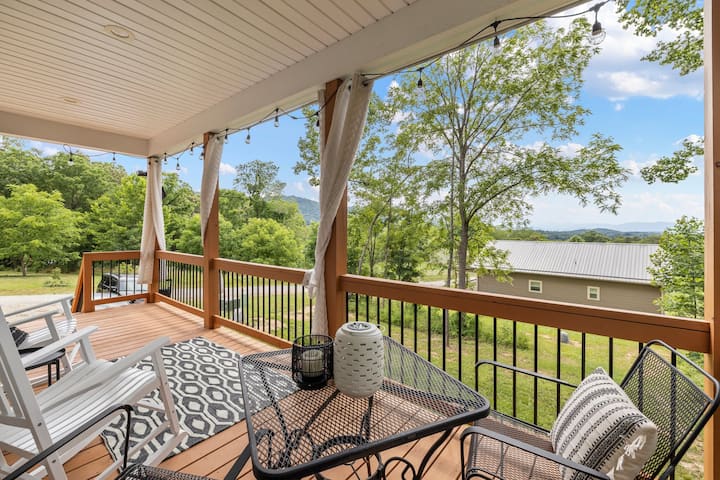 *15 Minutes To Asheville - Mtn Views & Large Decks - Weaverville, NC