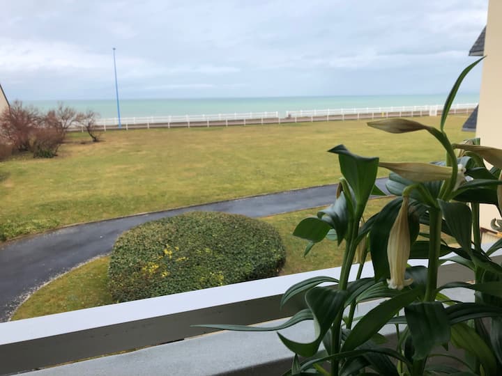 Lion-sur-mer Appartement Front De Mer - Lion-sur-Mer