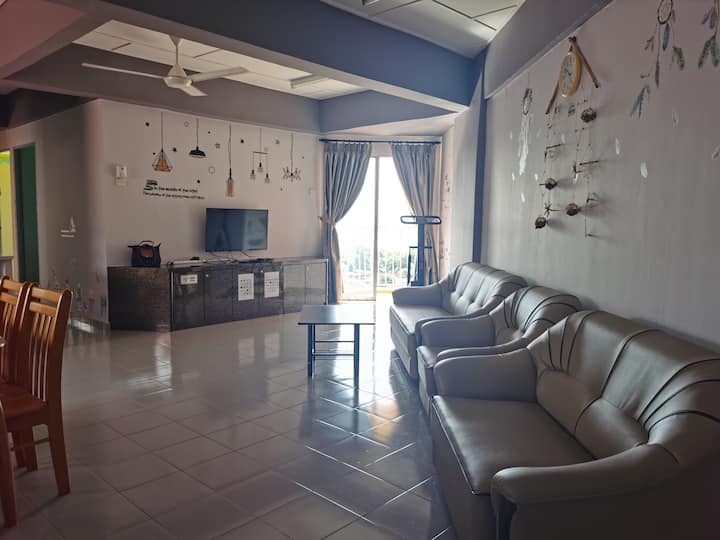 Lovely Place With Love Ones For Holidays. - Teluk Kumbar