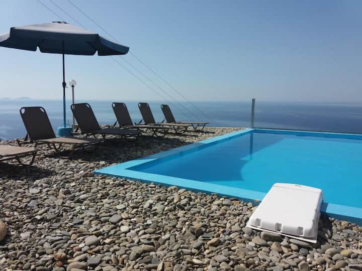Akrotiri Apartments Sea View For 24 People - Plakias
