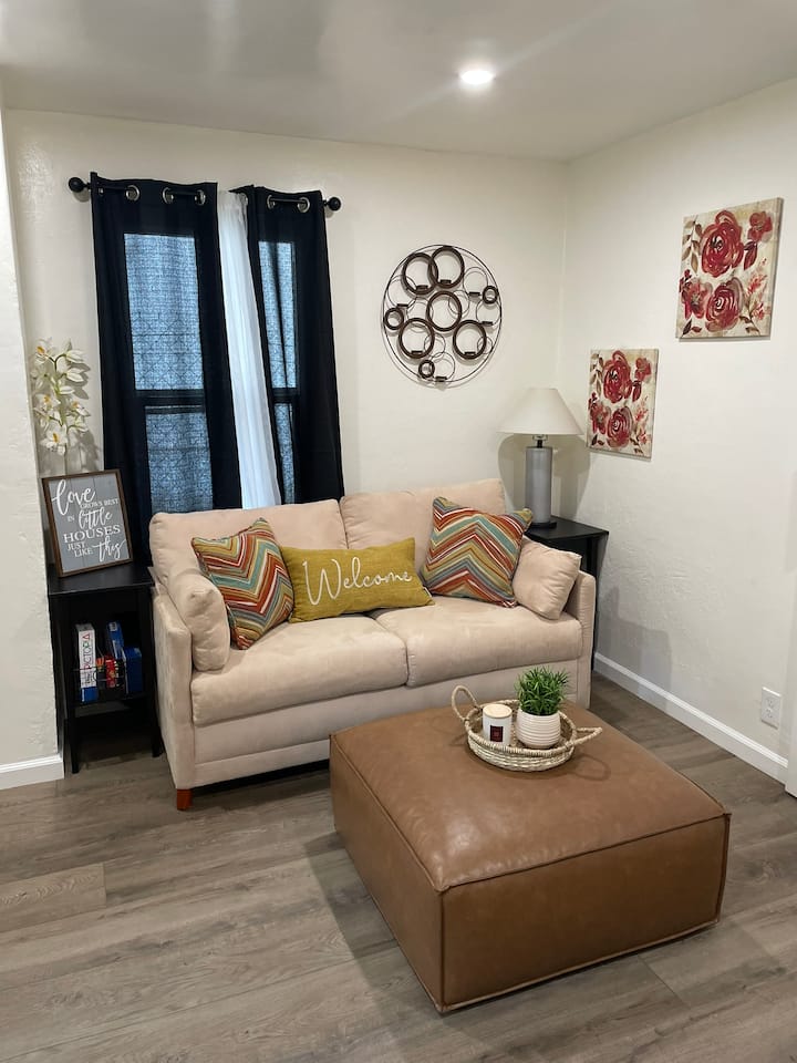 Charming 1 Bedroom Guesthouse In Pasadena - Pasadena, CA