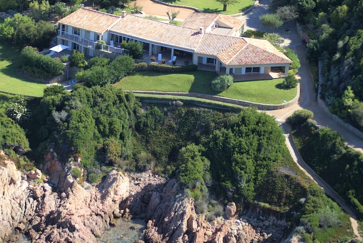 Magnifique Villa Pieds Dans L'eau - Cargèse