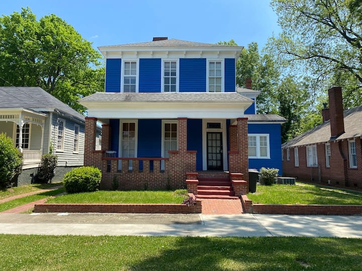 Spacious 2 Bedroom Apartment In Old Historic Home! - Columbus, GA