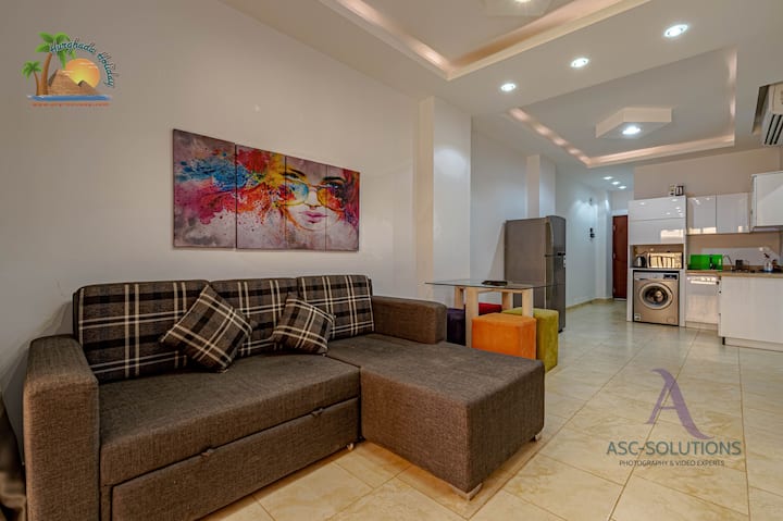 Lovely 2 Bedrooms Over Looking The Sea And 2 Pools - Hurghada