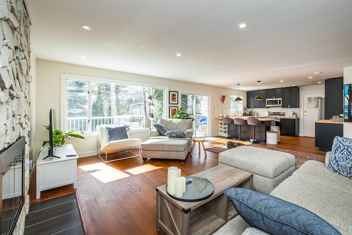 Private Hot Tub. Modern & Spacious. Dog Friendly - Prince George