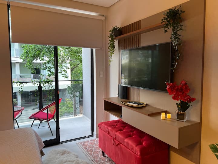 Stylish Condo W/pool/ Wifi & Gym In Villa Morra - Paraguay