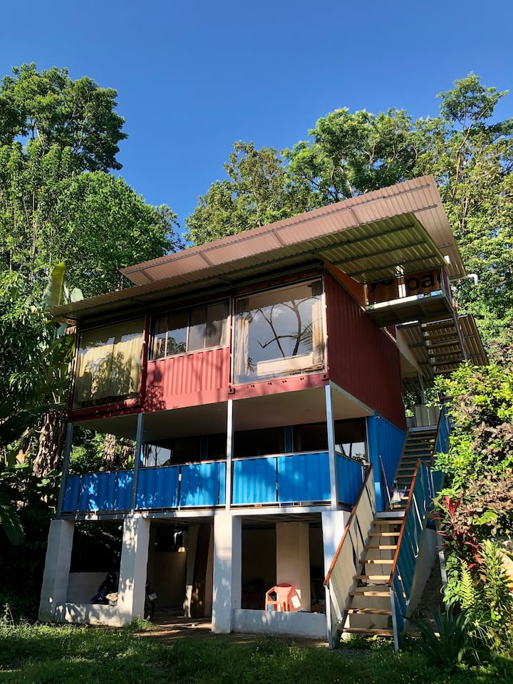 Los Contenedores Loft Apartamento (Abajo) - Puerto Viejo de Talamanca