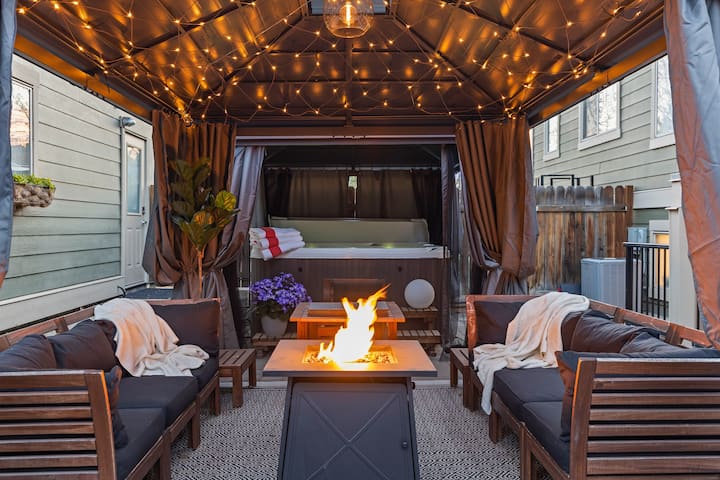 Cocöön*hot Tub*king Adj Bed *Fireplace & Table*bbq - Kelowna