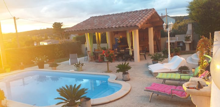 Appartement Chaleureux Dans Maison Avec Piscine - Alès