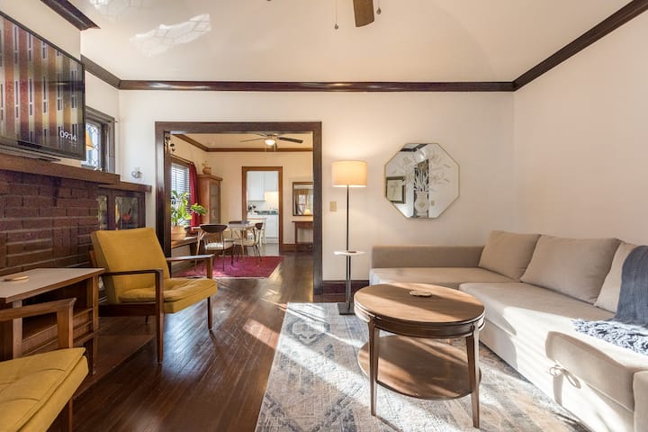 Franklin Historical District Family Duplex - Cleveland