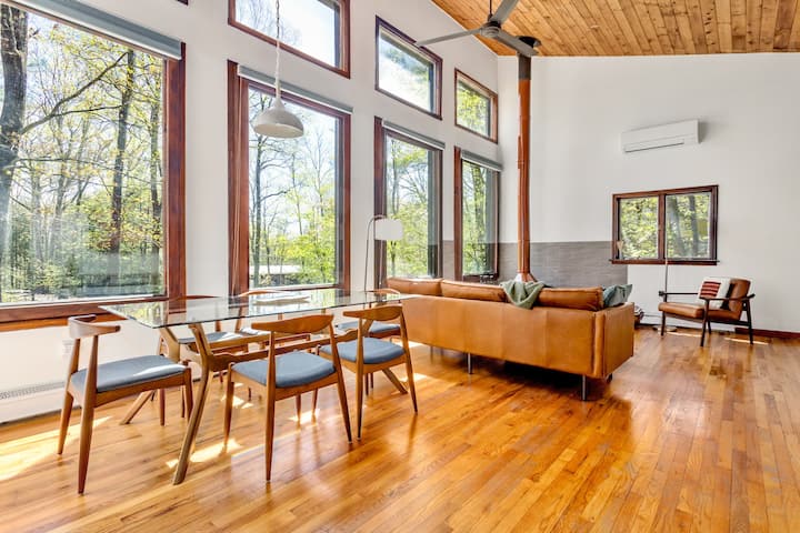 Woodstock/saugerties Retreat - Surrounded By Trees - Saugerties, NY