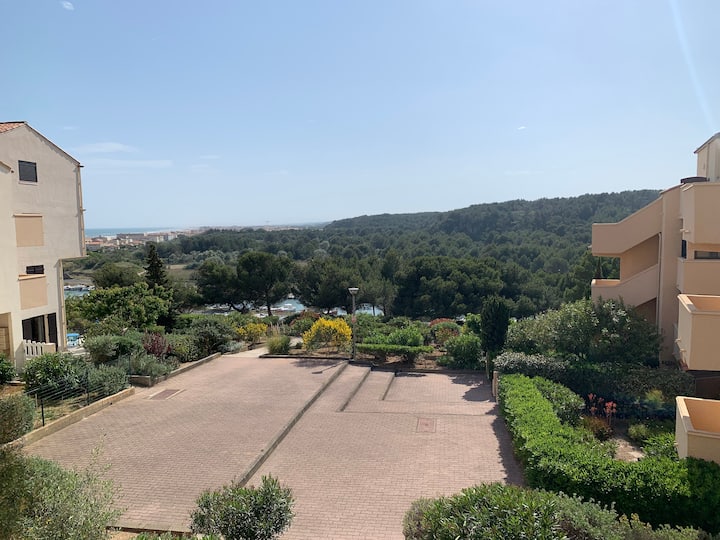 Appt T2 Cabine - 31 M2 - Saint Pierre La Mer - Saint-Pierre-la-Mer