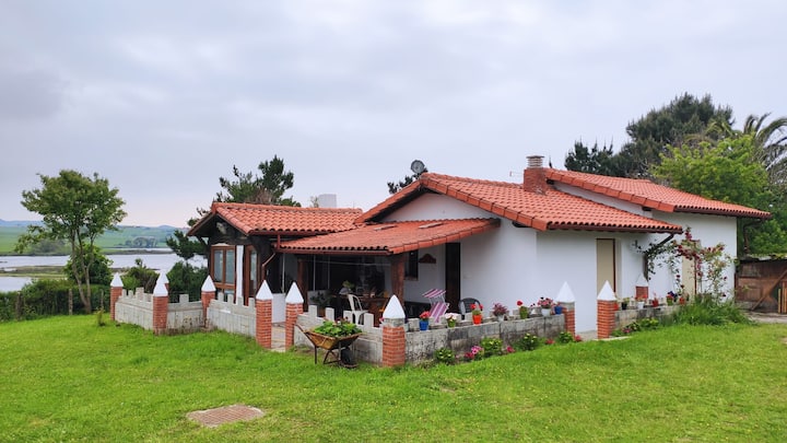 Casa En Entorno Con Encanto Natural - Isla