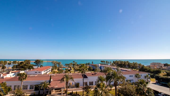 Amplio Apartamento - Excelente Ubicación Y Vistas - Benicarló