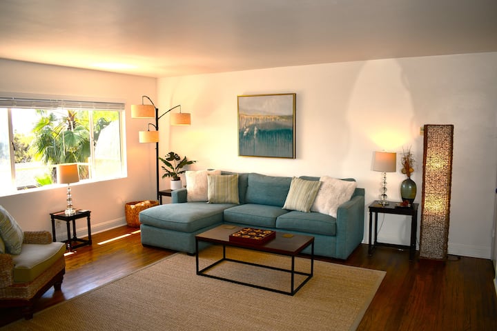 Blocks Away From The Mission W/ Ocean Views 2b/1ba - 샌타바버라