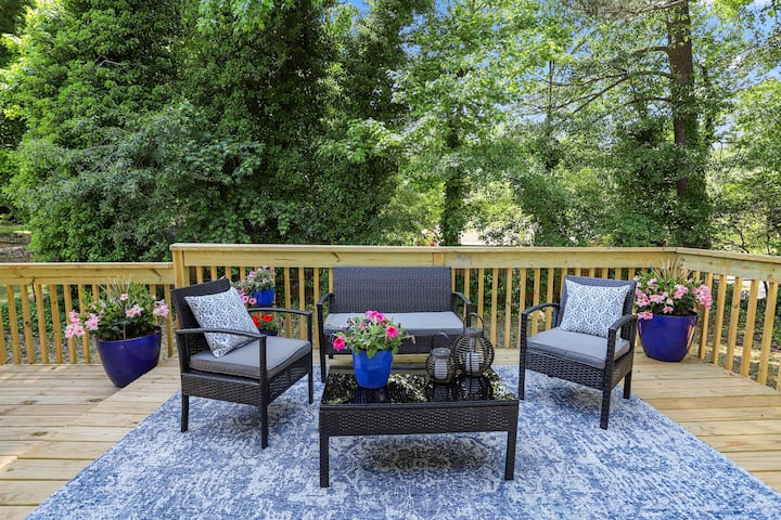 Summer Special, Remodeled 3 Br, King - Marietta, GA