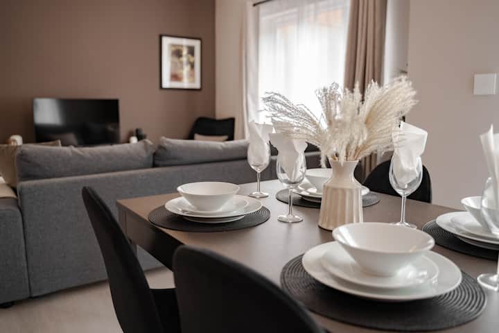 Fantastic City Location. Can Sleep 6. Parking! - Chester