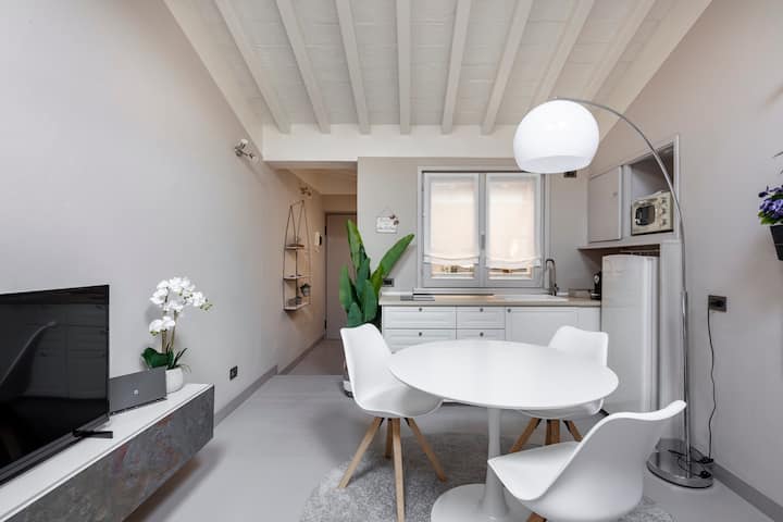 Maison Del Ducato “Cavour  24” Suite Con Vista - Parma