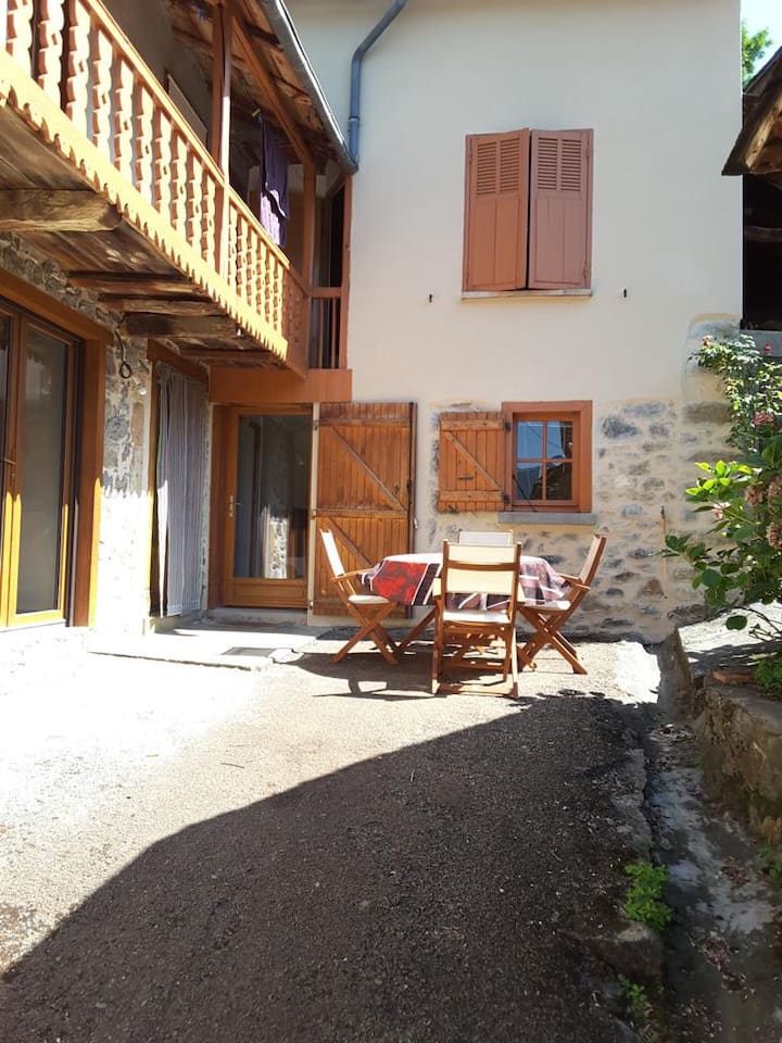 Agréable Maison De Montagne Avec Cheminée - Ariege