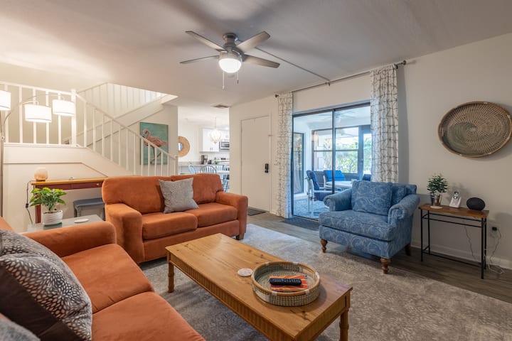 Hidden Beachside Gem. Lovely 2-bedroom With Pool. - Smyrna Beach, New Smyrna Beach