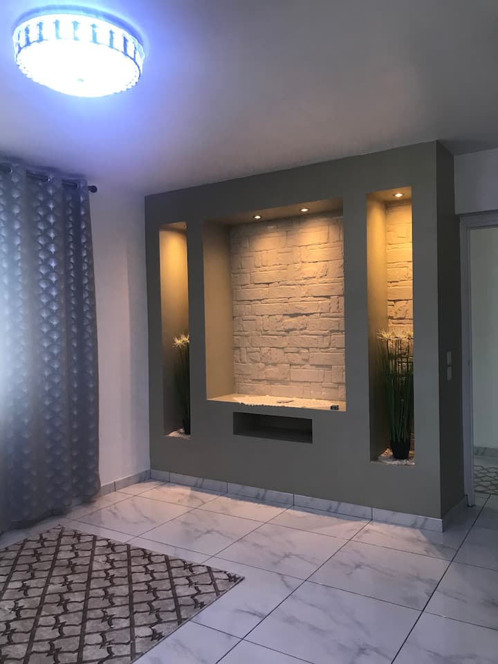Appartement T2 Au Rch D'une Maison Individuelle. - Privas