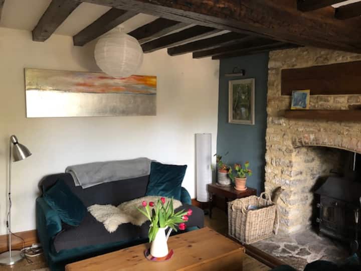 Lovely Large Attic Room With Ensuite Bathroom - Frome