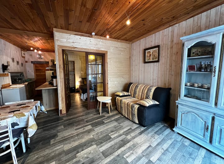 Gîte Des Lys (Les Petits Nids De Nini) - Roquebrune