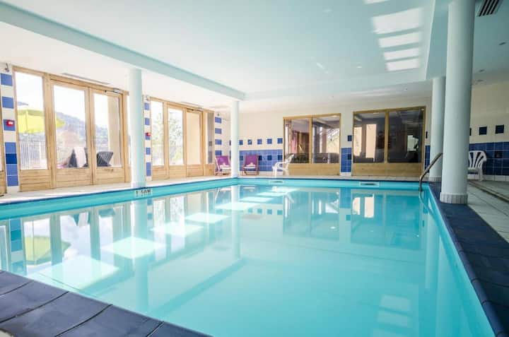 Studio & Piscine Intérieure, Vue Mont D'arbois - Haute-Savoie